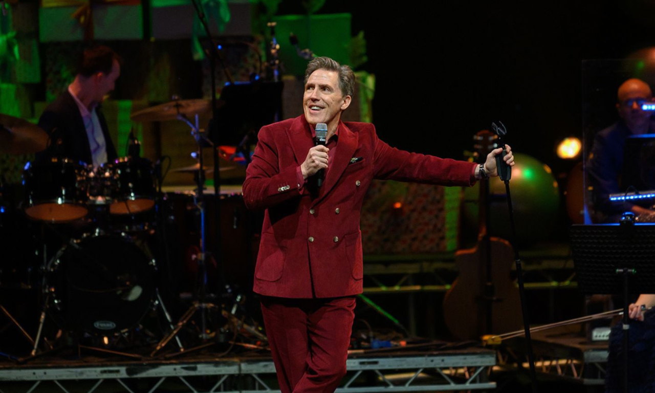 Rob Brydon & His Fabulous Band: A Festive Night of Songs & Laughter